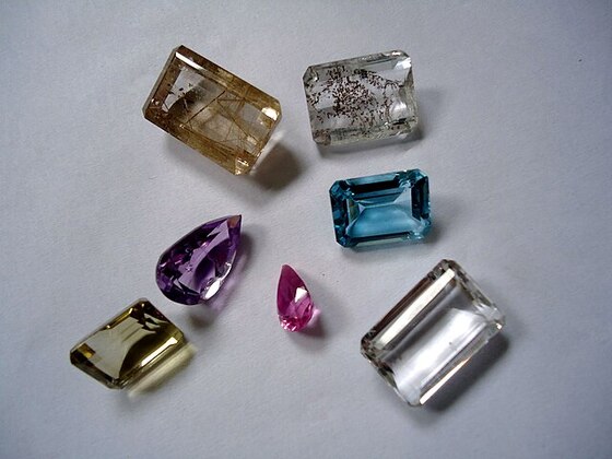 June Birthstones: Alexandrite, Pearl & Moonstone - Gemstones Insider